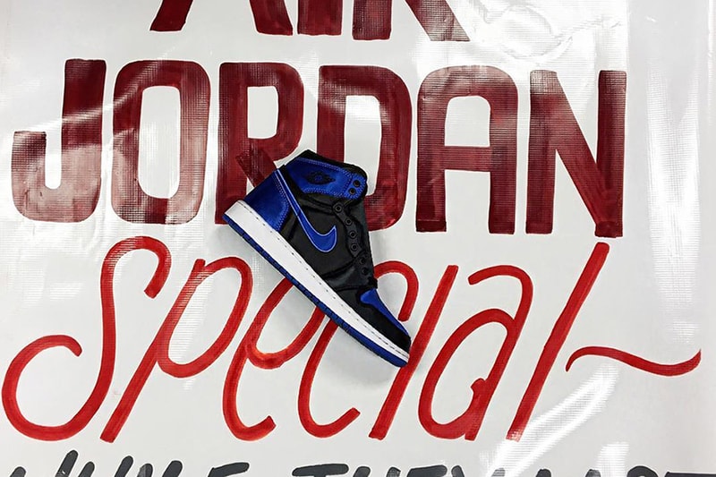 Air Jordan Logo Blue Wallpaper