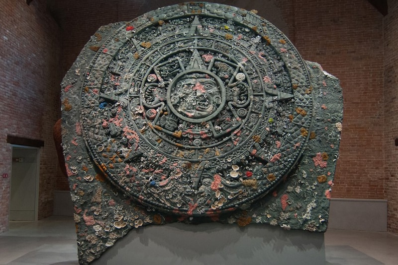 Damien Hirst "Treasures from the Wreck of the Unbelievable" Exhibition ...