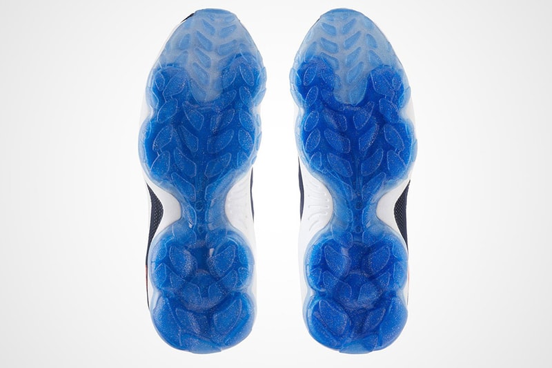 Reebok DMX Run Makes a Retro-Futuristic Comeback | Hypebeast