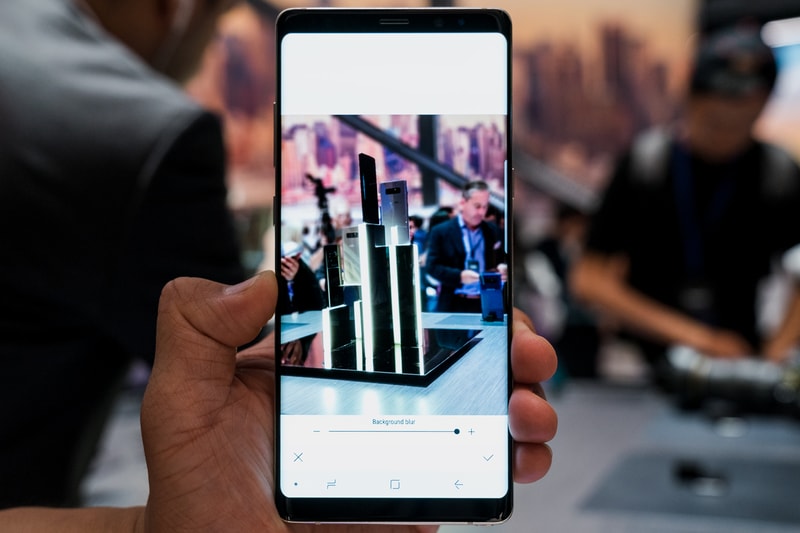 Samsung Galaxy Note 8 Official First Look | Hypebeast