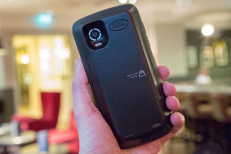 Land Rover Smartphone