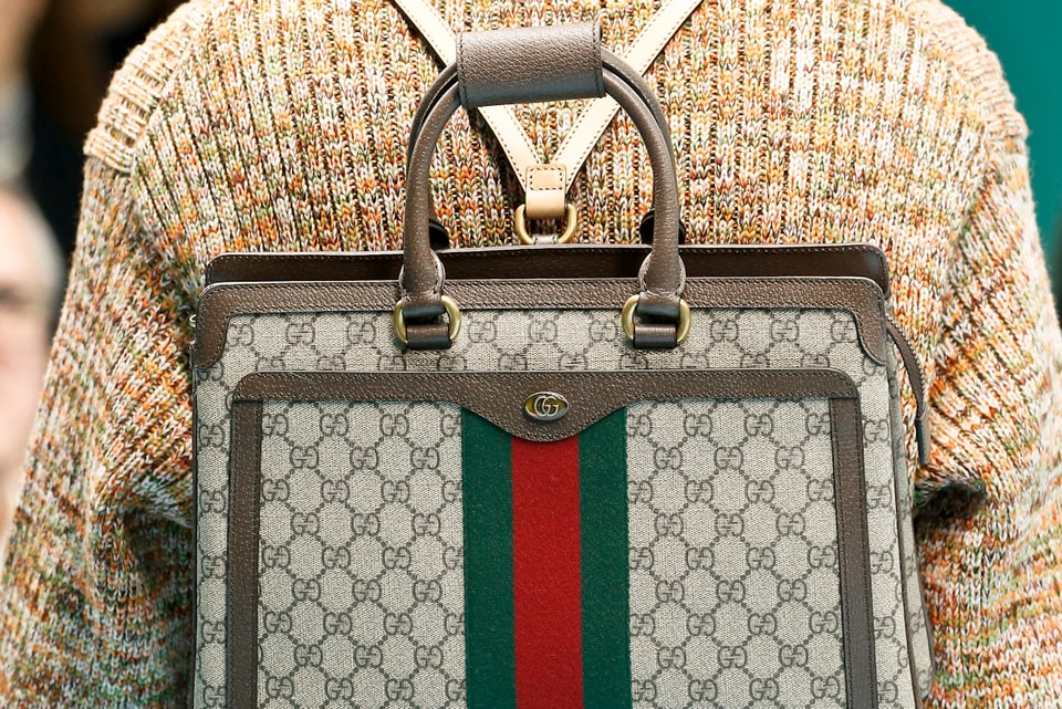 Gucci Vs Guess Logo Presentation1 Case Study Gucci Vs Guess | PDF