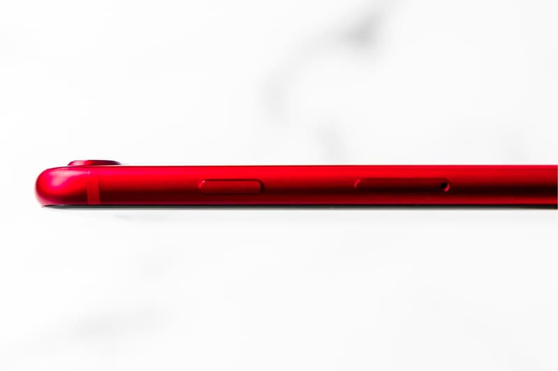 Apple iPhone 8 Plus (PRODUCT)RED Closer Look | Hypebeast