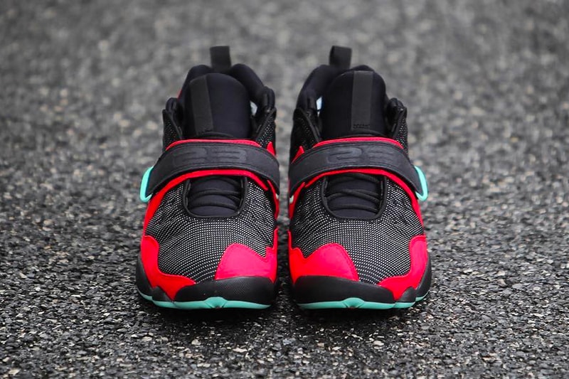 Tinker Hatfield Air Jordan 13 "Bred" First Look | Hypebeast