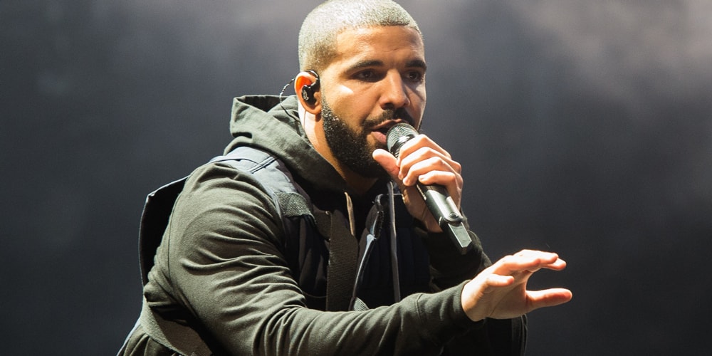 Drake's OVO Fest 2017 Pictures & Fan Reactions | Hypebeast
