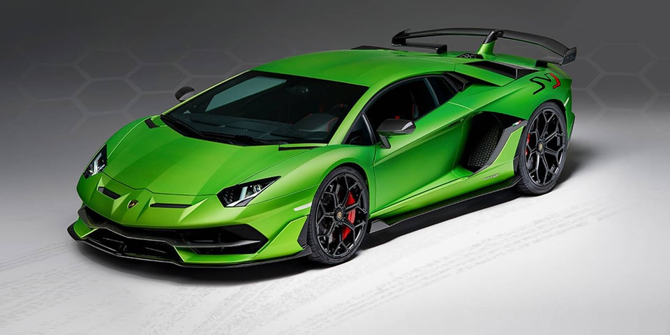 Lamborghini Unveils Spaceship-Inspired Aventador SVJ | Hypebeast