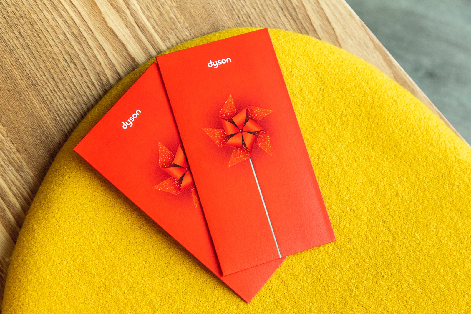 Lv Red Envelope | semashow.com