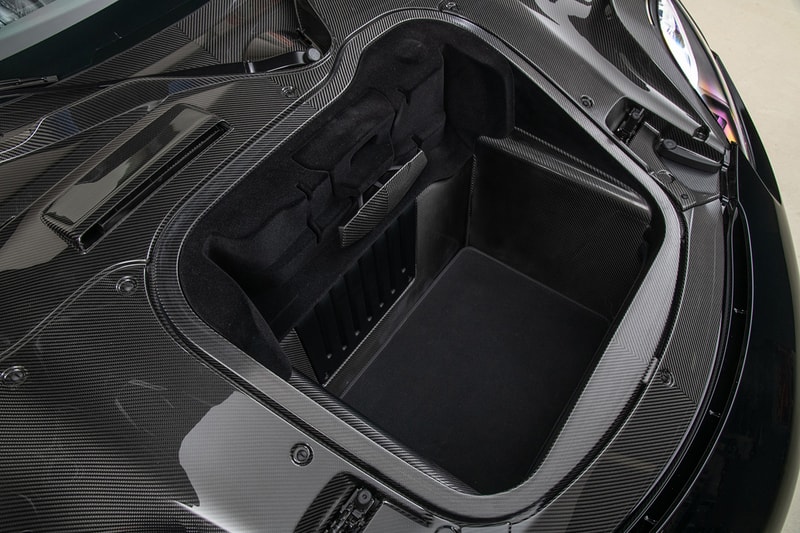 Porsche 918 Spyder Trunk