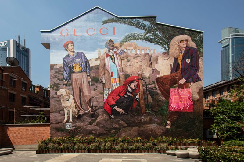 Gucci's ArtWalls Turn Its PF19 Looks Into Murals | Hypebeast