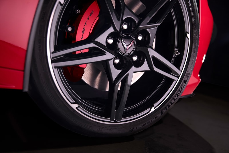 2020 Chevrolet Corvette Mid-Engine Specs and Info | Hypebeast