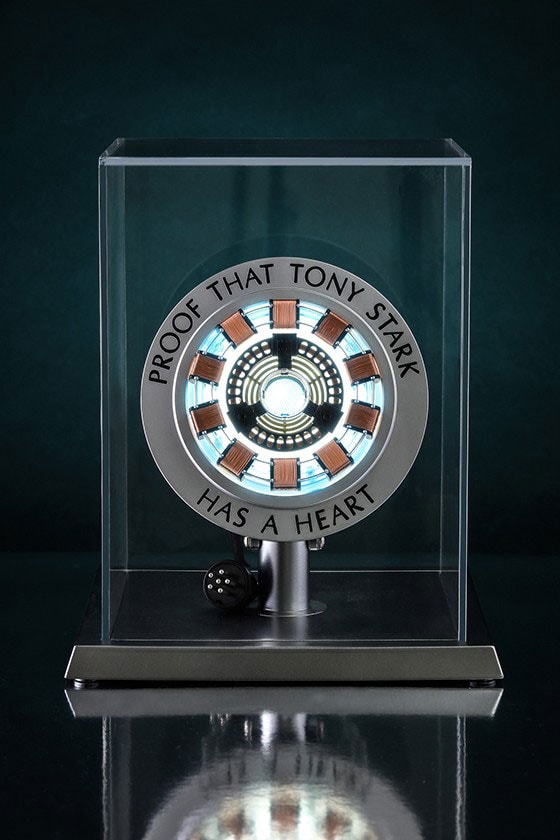 "Proof That Tony Stark Has a Heart" Arc Reactor by Hot Toys | Hypebeast