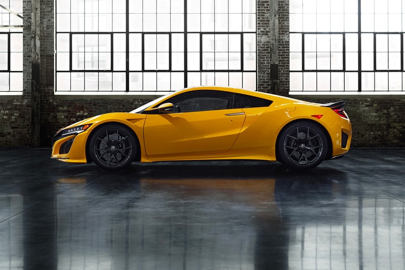 Acura to Offer NSX in Heritage "Indy Yellow" Color | Hypebeast