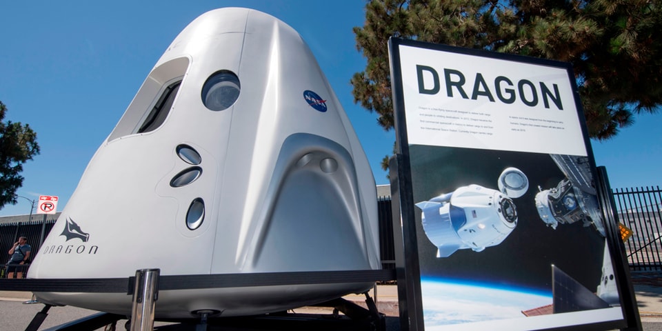 Spacex Reveals New Humanrated Dragon V2 Capsule