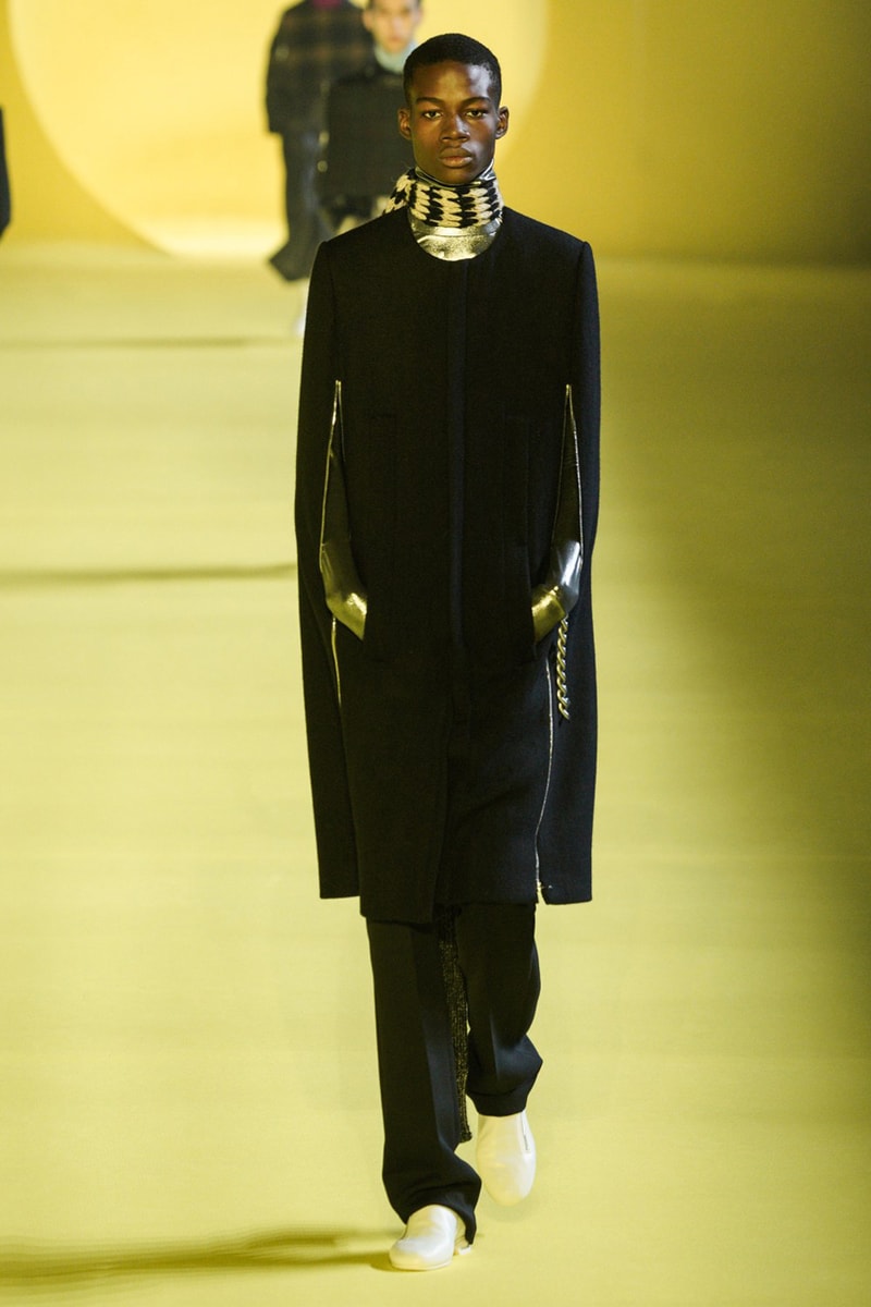 Raf Simons Fall/Winter 2020 Collection Show at PFW | Hypebeast