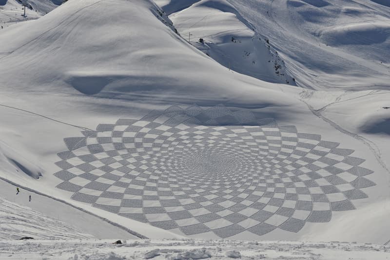 Simon Beck Snow Art Photos | Hypebeast