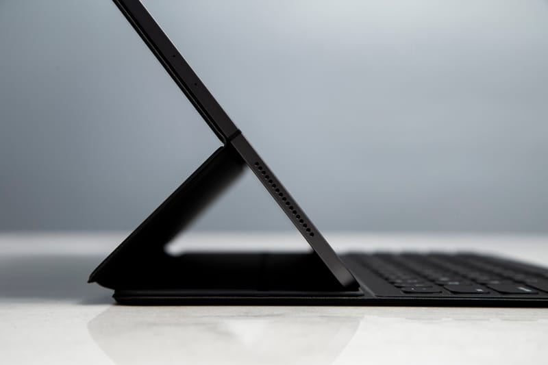 Apple iPad Pro 12.9" Tablet Closer Look | Hypebeast
