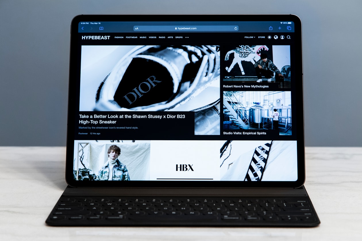 Apple iPad Pro 12.9" Tablet Closer Look | Hypebeast