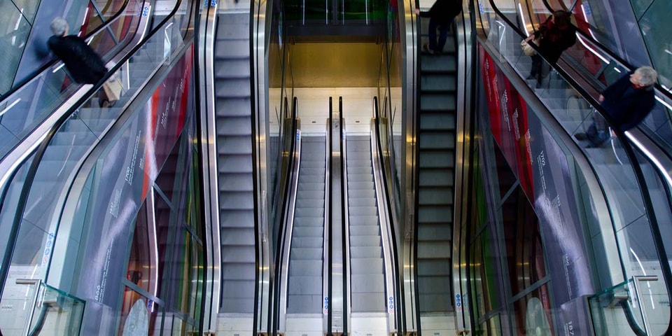 U.S. March Retail Sales Decline 8 Percent Amid COVID | Hypebeast