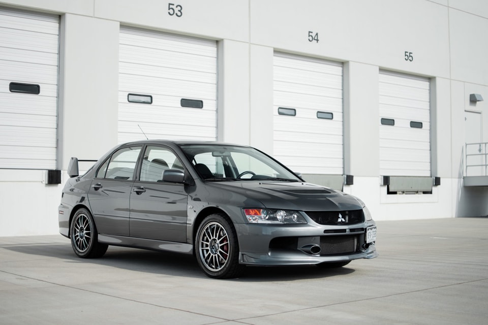 Lancer Evolution Ix White
