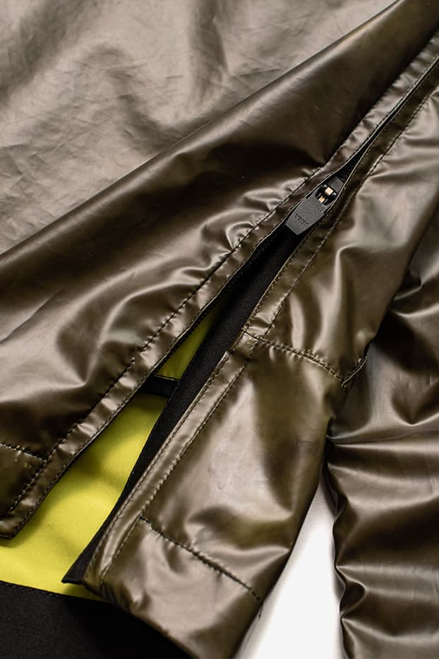 ORBITGear W110-J React Color-Changing Jacket Release | Hypebeast