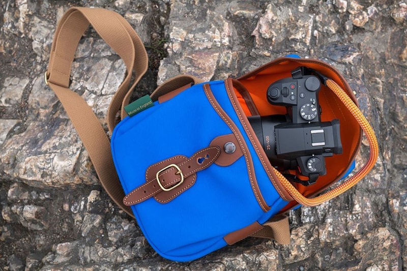 Leica V-Lux 5 Explorer Kit with Bag, Strap and More | Hypebeast