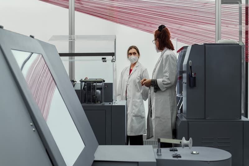 H&M "Looop" Will Turn Old Clothes Into New Ones | Hypebeast