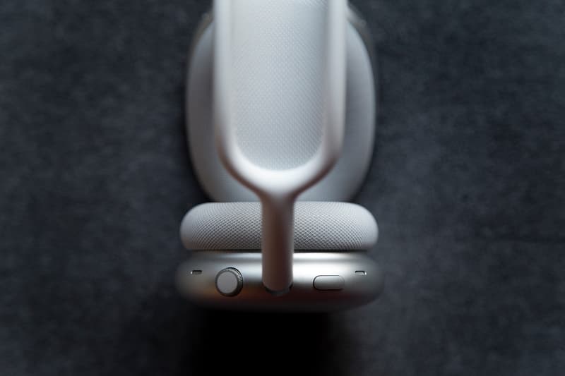 Apple AirPods Max Unboxing and Closer Look Photos | Hypebeast