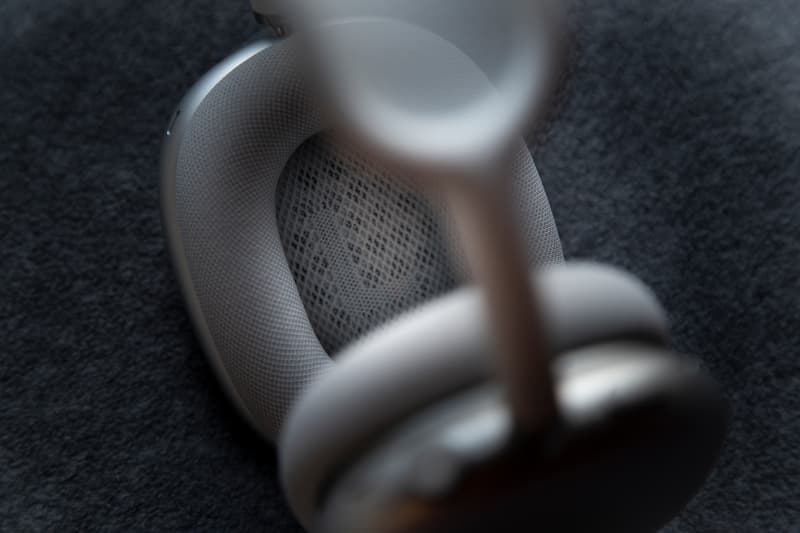 Apple AirPods Max Unboxing and Closer Look Photos | Hypebeast