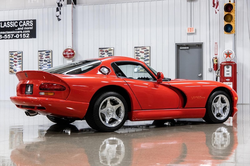 1997 Dodge Viper GTS Coupe Auction with 17 Miles | Hypebeast