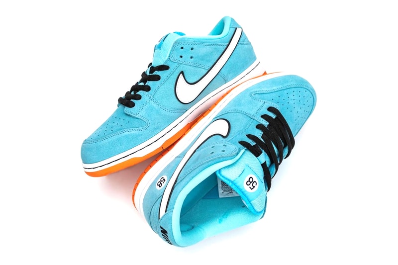 Nike Dunks Background
