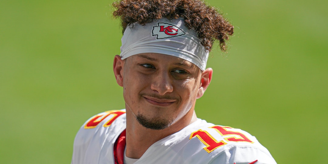 Patrick Mahomes Debut NFT Rakes In $3.4M USD | Hypebeast