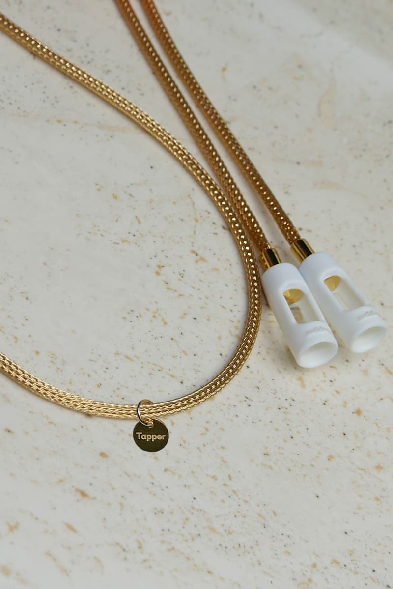 Tapper Solid 18K Gold Mesh Chain for AirPods/AirPods Pro | Hypebeast