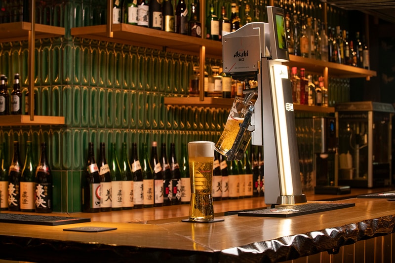 Asahi Super Dry Auto Pour Units Arrive in U.K. | Hypebeast