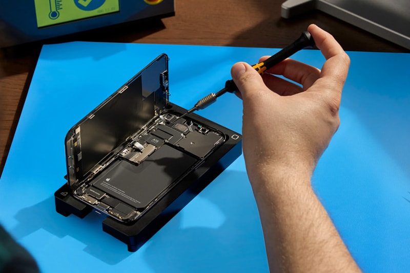 Apple Launches D.I.Y. Device Repair Service | Hypebeast