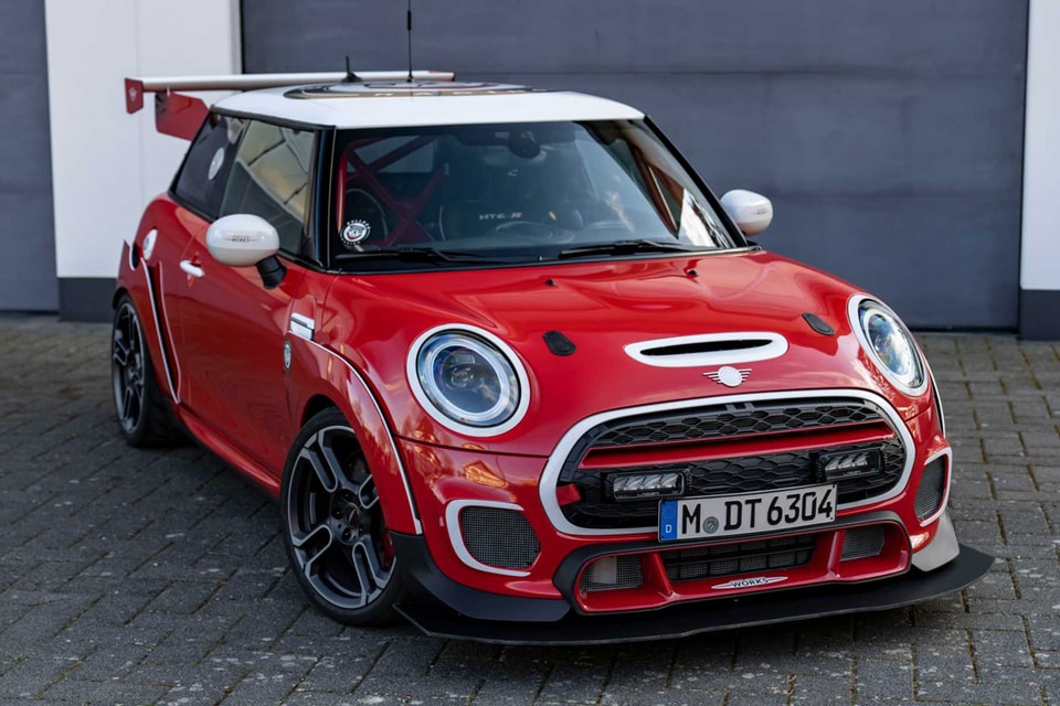Modified Mini Cooper AC Schnitzer Gives The Mini Cooper S The Exhausts
