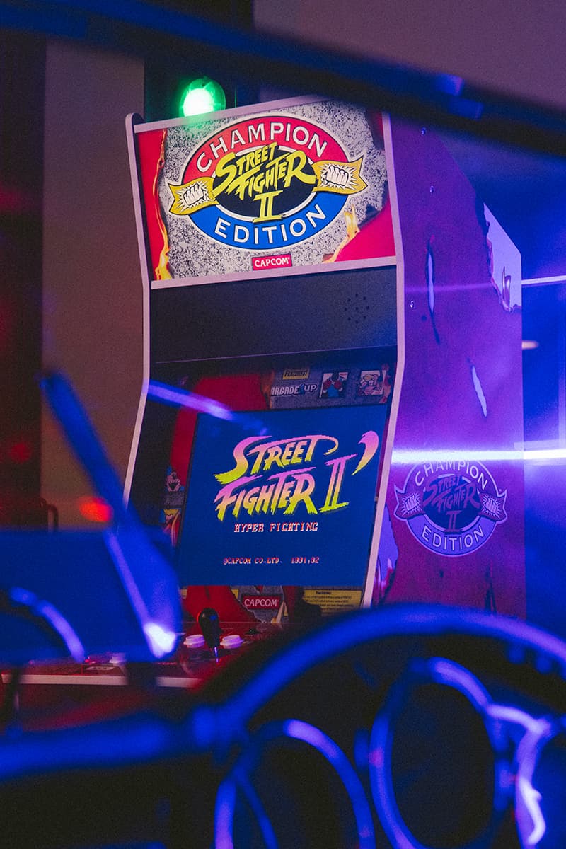 ARCADE1UP x CLOT 'Street Fighter II' Big Blue Arcade Machine Collection ...