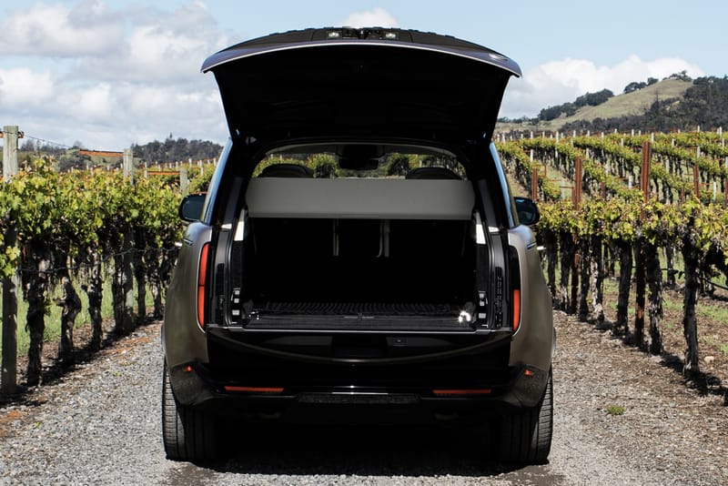 Driving the New Range Rover SV & V8 First Edition | Hypebeast