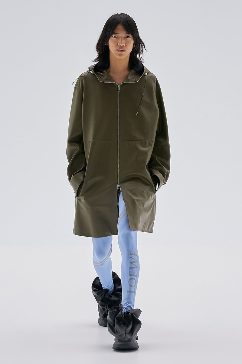 Loewe Spring/Summer 2023 Collection Backstage | HYPEBEAST