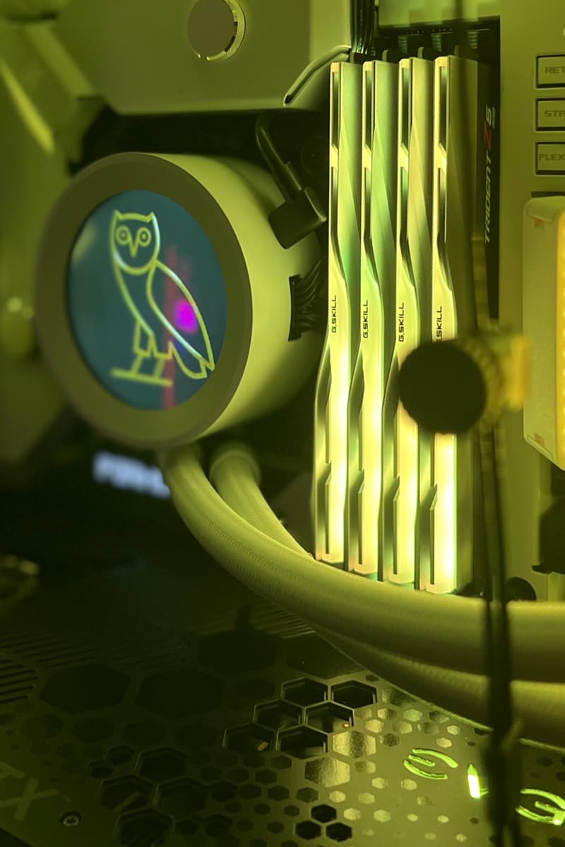 Drake Gets a $8,000 USD Gaming PC | Hypebeast