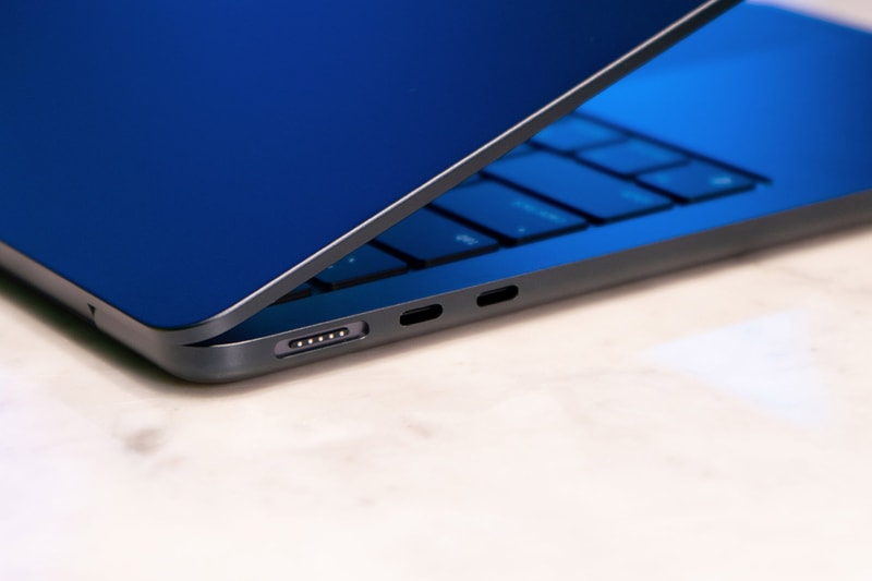 Apple MacBook Air With M2 Chip Review: Lightweight Build and ...