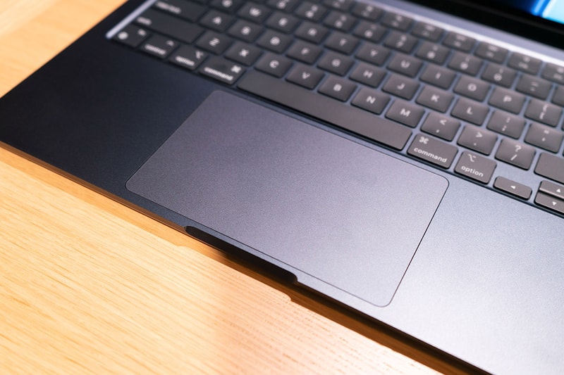 Apple MacBook Air With M2 Chip Review: Lightweight Build and ...