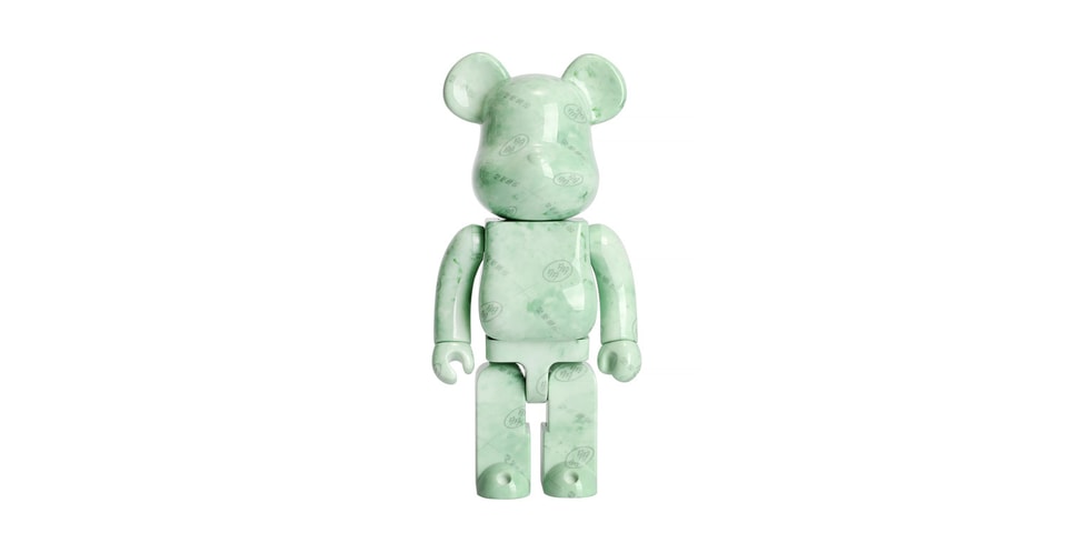 다다DADA多多's Debut BE@RBRICK Figures Arrive in Watermarked Jade | HYPEBEAST