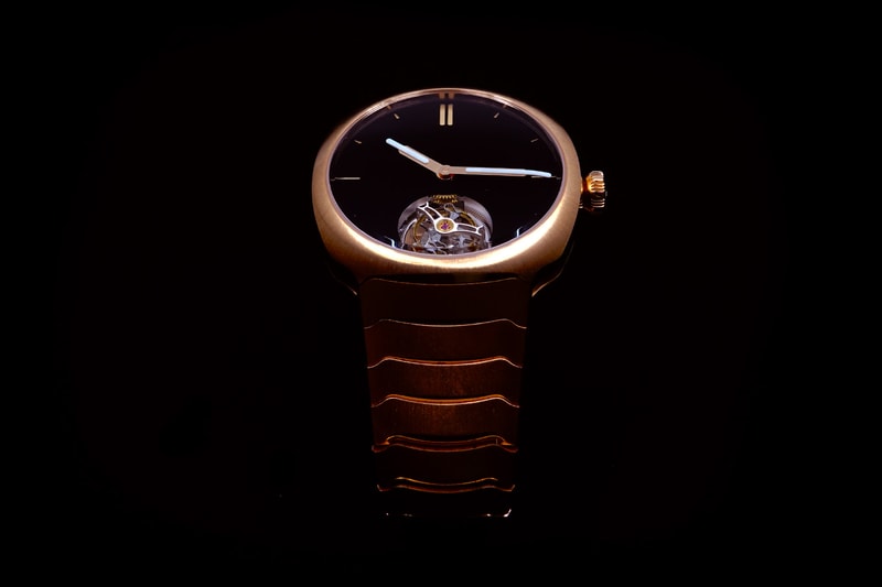 H. Moser & Cie. red gold flying tourbillon Vantablack Streamliner Ref ...
