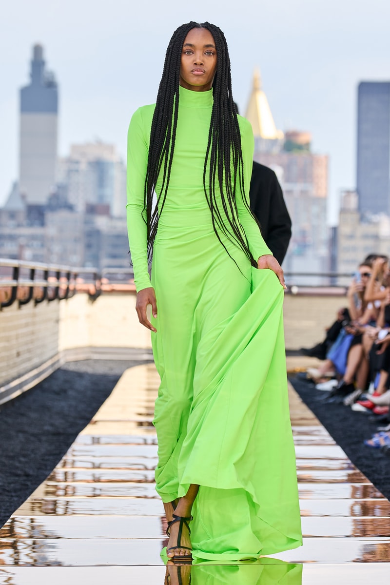 COS Fall/Winter 2022 Runway Show NYFW | Hypebeast