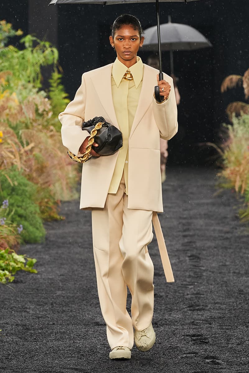 Jil Sander Refocuses Its SS23 Collection on Sensible Unisex Tailoring ...