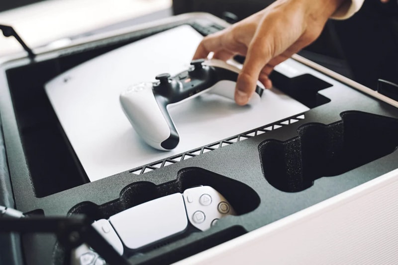 POGA Lux PS5 Portable Gaming Case | Hypebeast