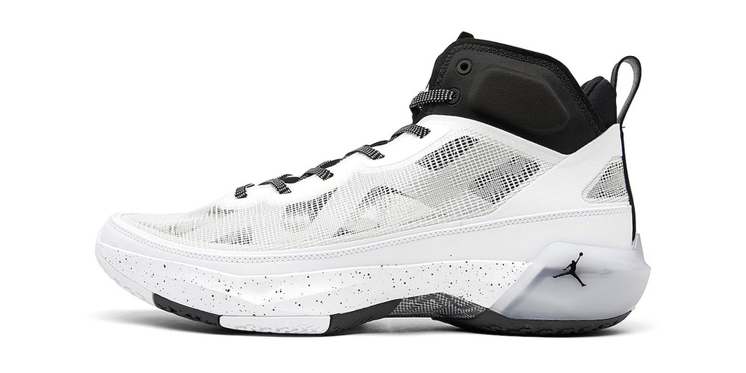 The Classic "Oreo" Colorway Hits the Air Jordan 37 | Hypebeast