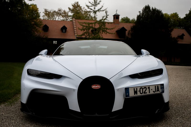 Driving the $4M 1,600 HP Bugatti Chiron Super Sport | Hypebeast