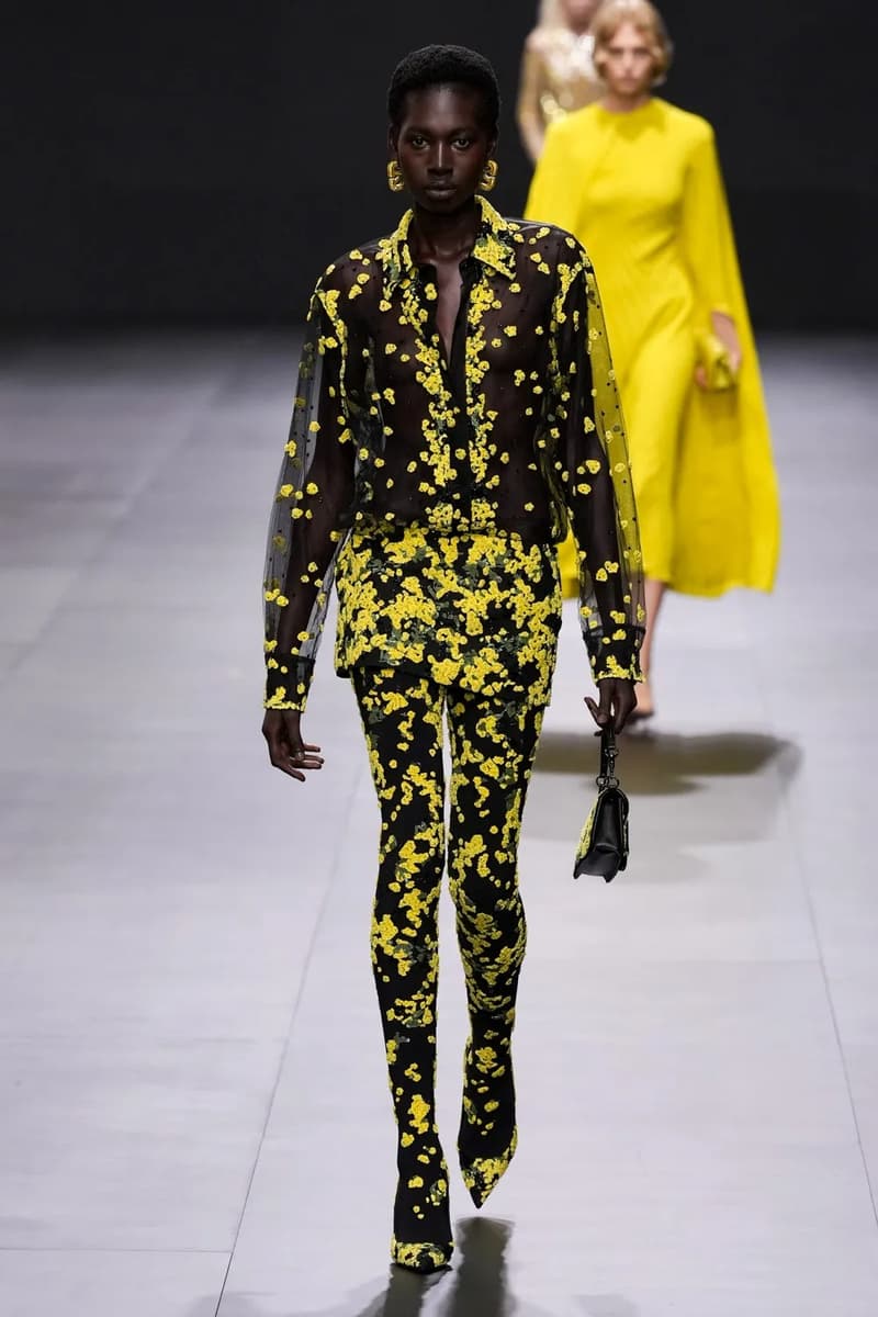 Unboxing Valentino Spring/Summer 2023 at PFW | Hypebeast