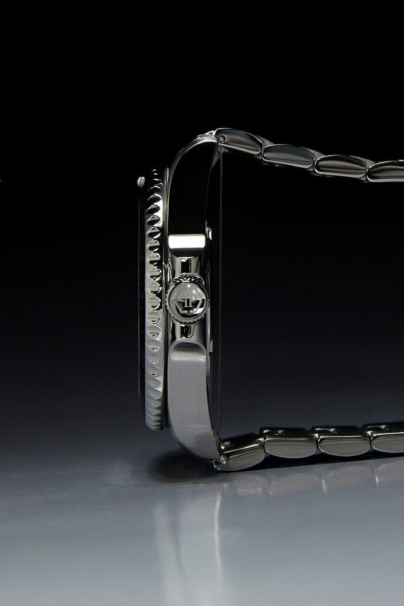 Philipp Plein Skull Diver Bracelet Watch Closer Look | Hypebeast